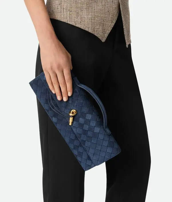 Bottega Veneta Andiamo Clutch In Intrecciato Suede