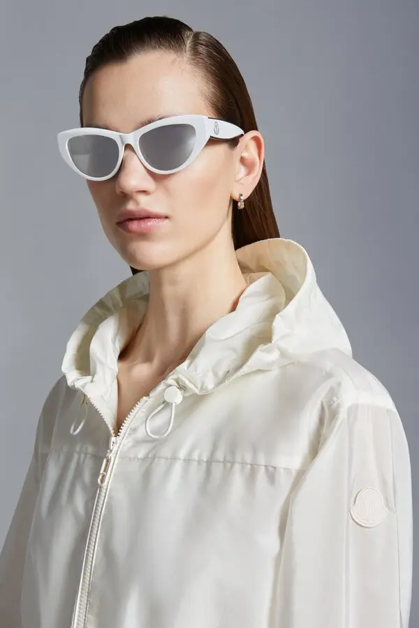 Moncler Filira Hooded Jacket With Drawstring Waist And Zipper Pockets