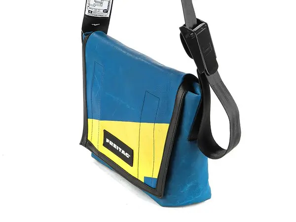 FREITAG Logo Shoulder Bag - Blue