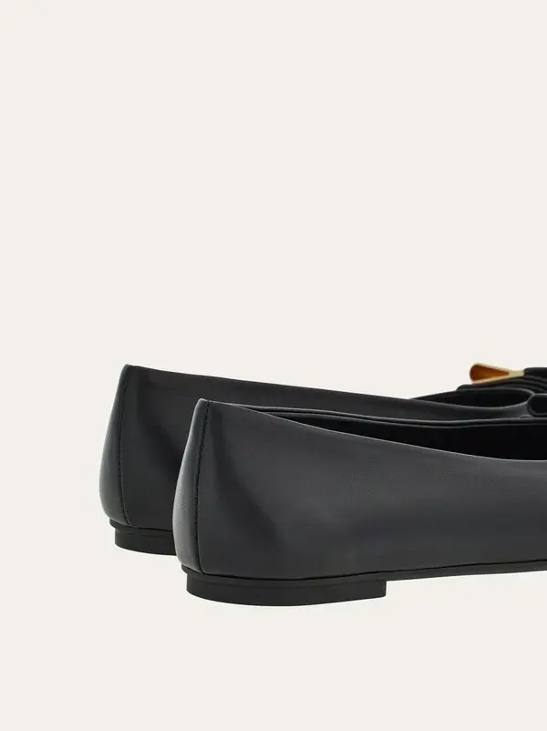 FERRAGAMO Ballet Flats With Bow And Knot Detailing