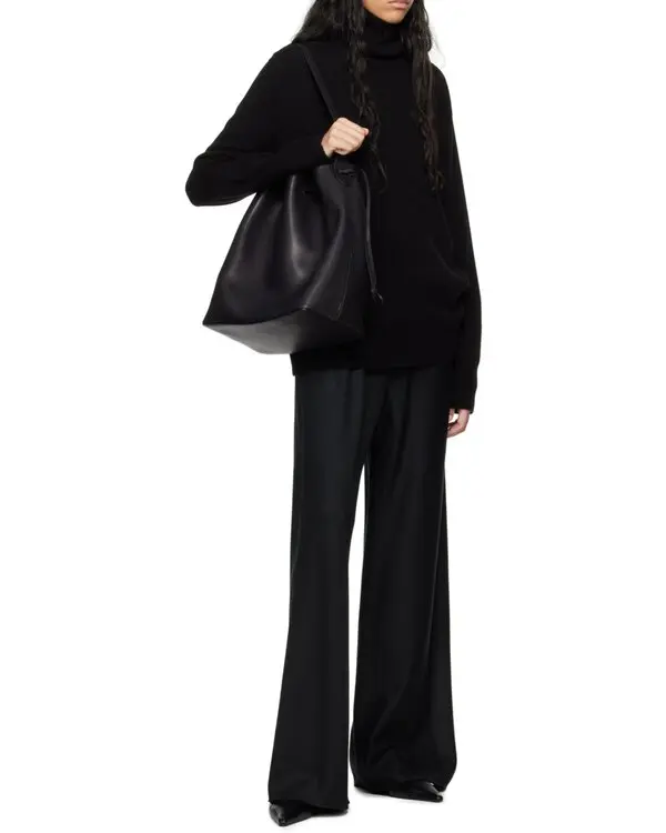 THE ROW Belvedere Drawstring Bucket Bag - Black