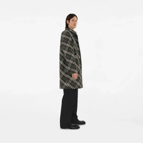 Burberry Nova Check Reversible Buttoned Coat