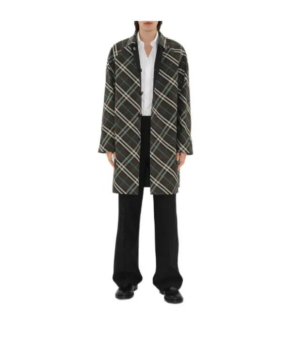 Burberry Nova Check Reversible Buttoned Coat