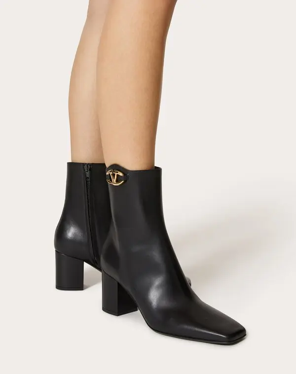Valentino Garavani Vlogo Signature Square Toe Ankle Boots