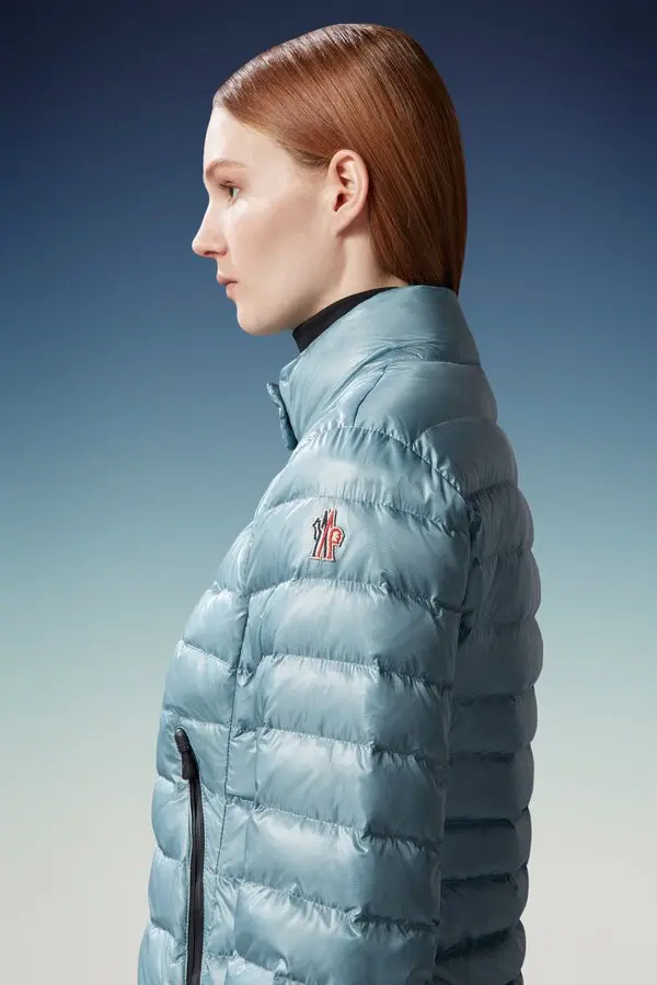 Moncler Walibi Short Down Jacket - Light Blue