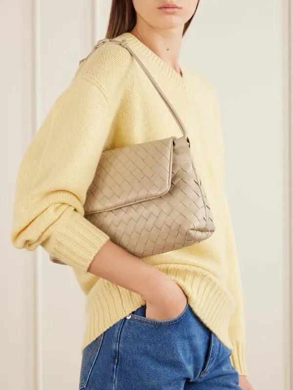 Bottega Veneta Giorno Intrecciato Leather Shoulder Bag - Neutrals