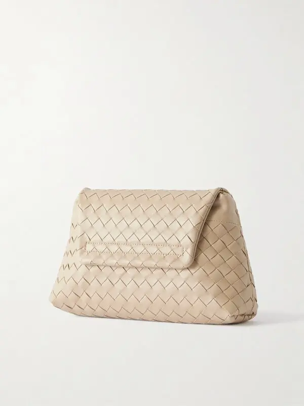 Bottega Veneta Giorno Intrecciato Leather Shoulder Bag - Neutrals