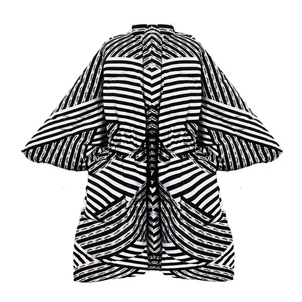 MAXJENNY Black And White Puffer Coat - Black/white