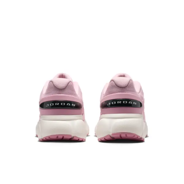 JORDAN Trunner Flow Sneakers