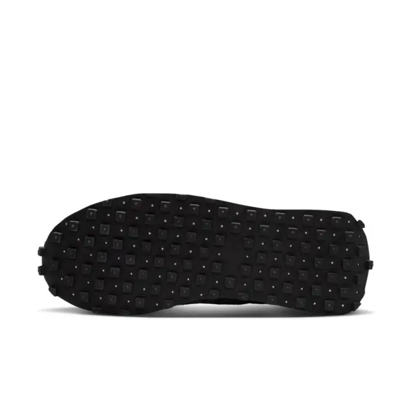 Nike Ld-1000 Flyknit Athletic Shoes