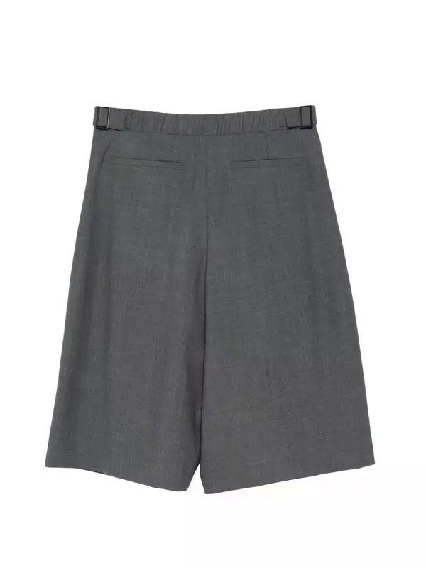 JUUN.J Belted Knee-length Shorts - Grey
