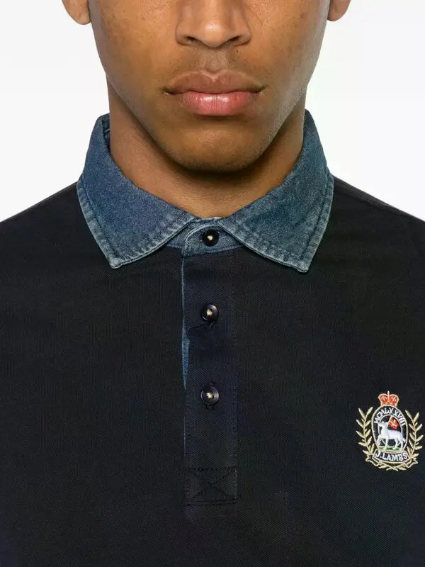 JOHNNY LAMBS Avvocato Denim-collar Crest-patch Polo Shirt