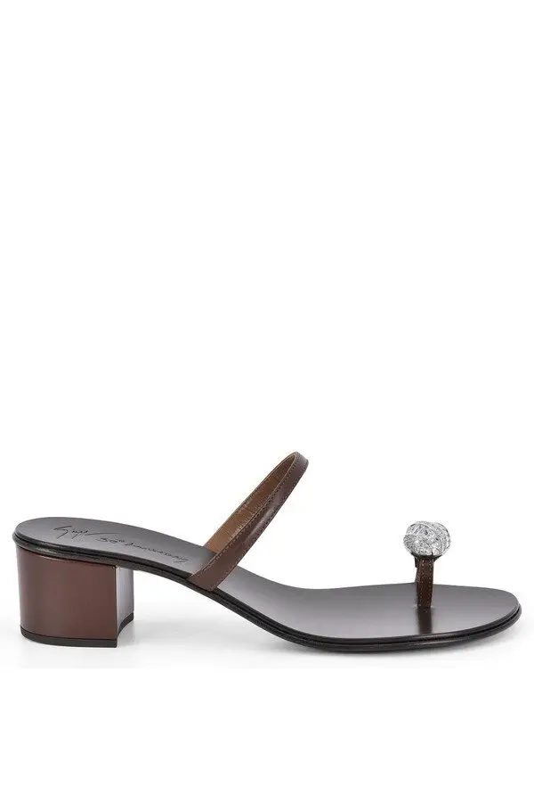 GIUSEPPE ZANOTTI Leather Thong Sandal With Rhinestone Ring Accessory - Brown