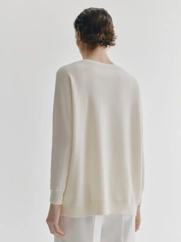 LISA YANG The Kenny V-neck Cashmere Sweater