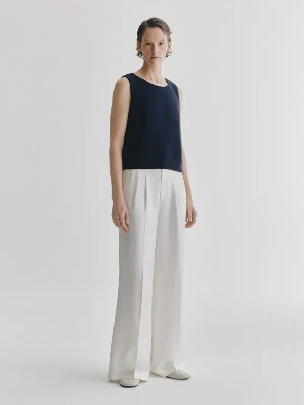 LISA YANG The Devine Vest In Silk Cashmere