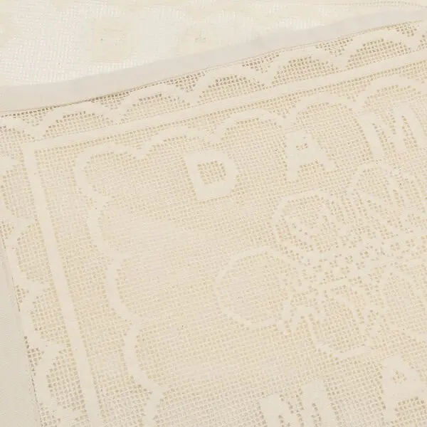 DAMSON MADDER Ercu Filet Lace Placemats