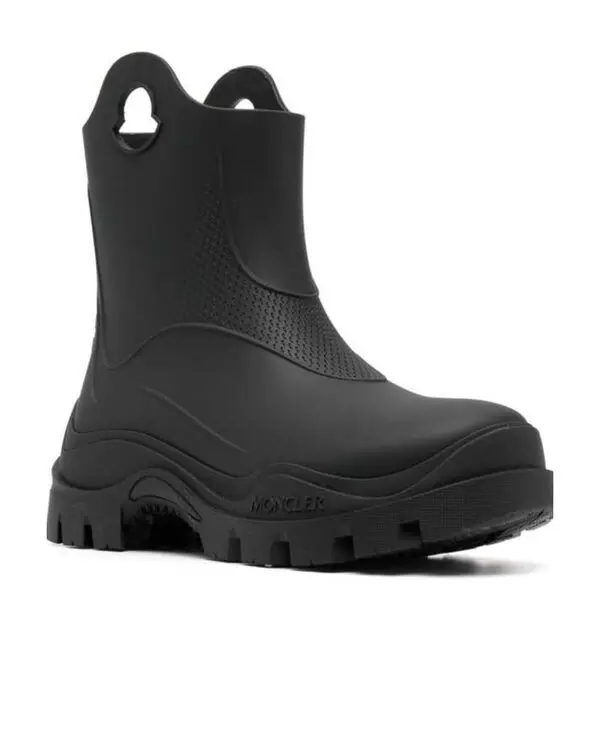 Moncler Round Toe Pull-on Boots