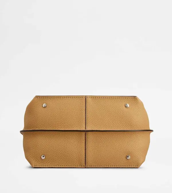 TOD'S Logo Detailed Shoulder Bag