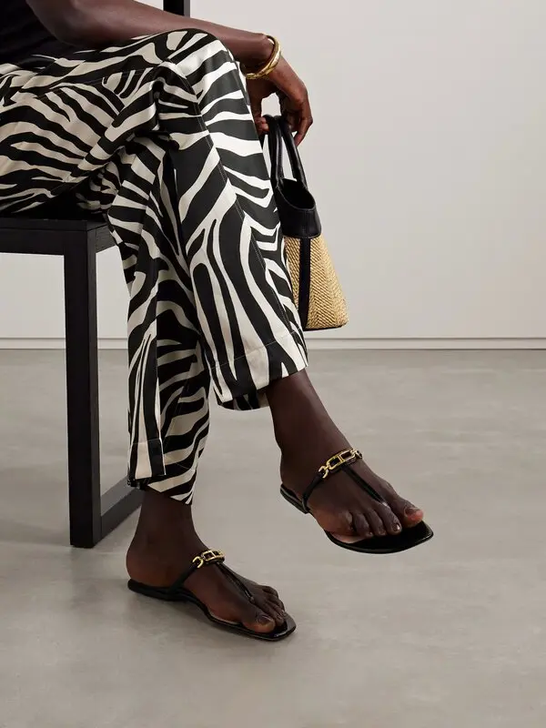 TOM FORD Whitney Logo-embellished Patent Leather Thong Sandals