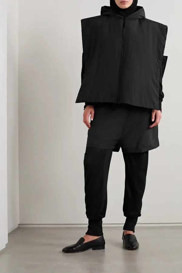 THE ROW Elastic Waist Shorts