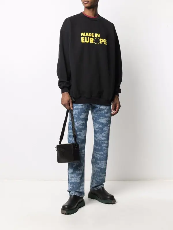 Vetements Long Sleeve Sweater
