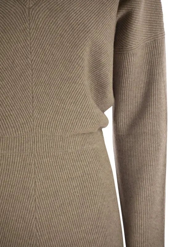 Brunello Cucinelli V-neck Knitted Maxi Dress