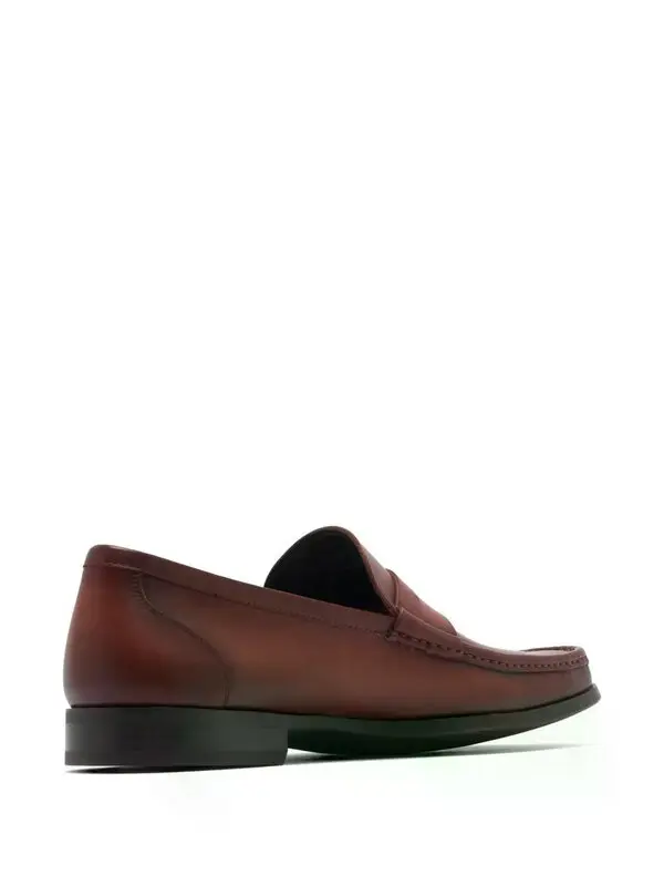 Magnanni Leather Penny Loafers