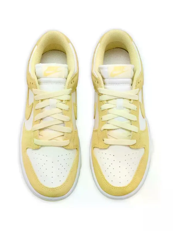 Nike Dunk Low Sneakers - Yellow