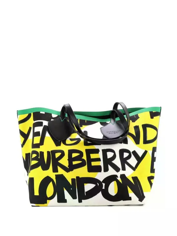 Burberry Reversible Graffiti Giant Printed Canvas Xl Tote Bag - Multicolour
