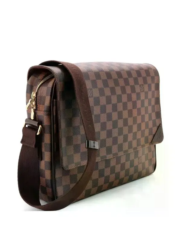 LOUIS VUITTON Shelton Messenger Bag Damier Mm