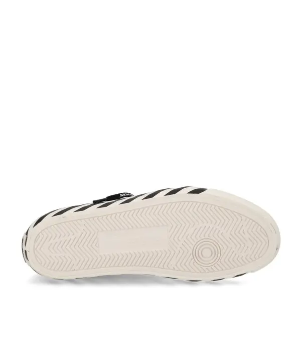 Off-White Arrows Diag-stripe Sneakers