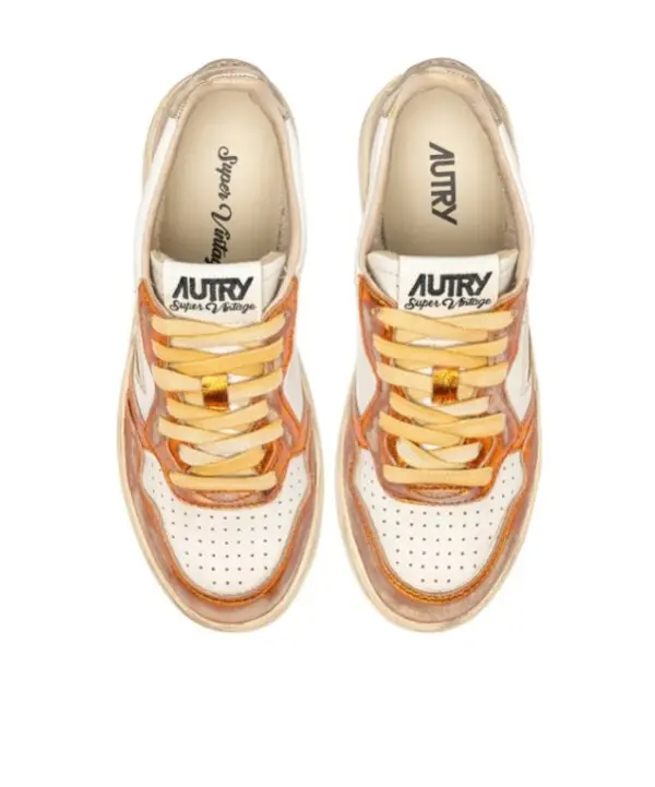AUTRY Distressed Slip-on Low-top Sneakers - Nude