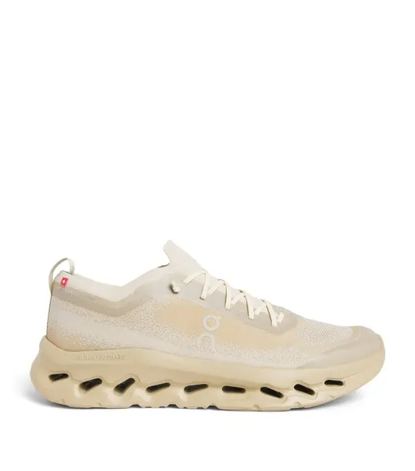 On Cloudtilt Moon Trainers - White