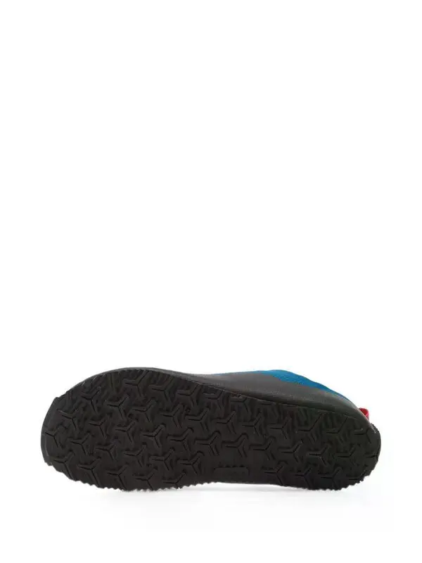 BE LENKA Barefoot Sneakers
