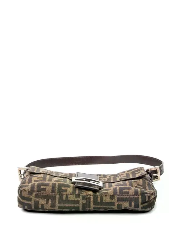 Fendi Baguette Shoulder Bag - Green