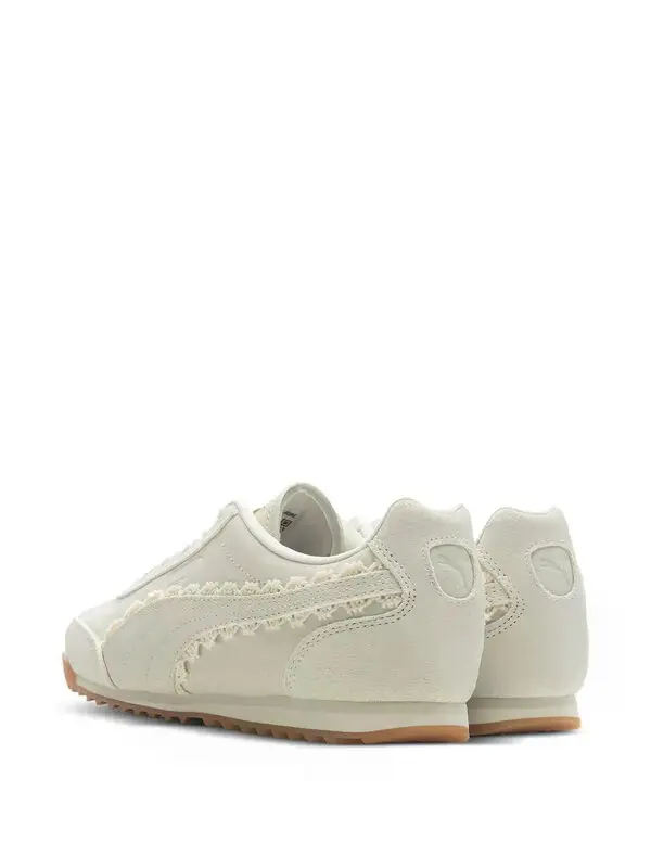 PUMA Arizona Lace Sneakers