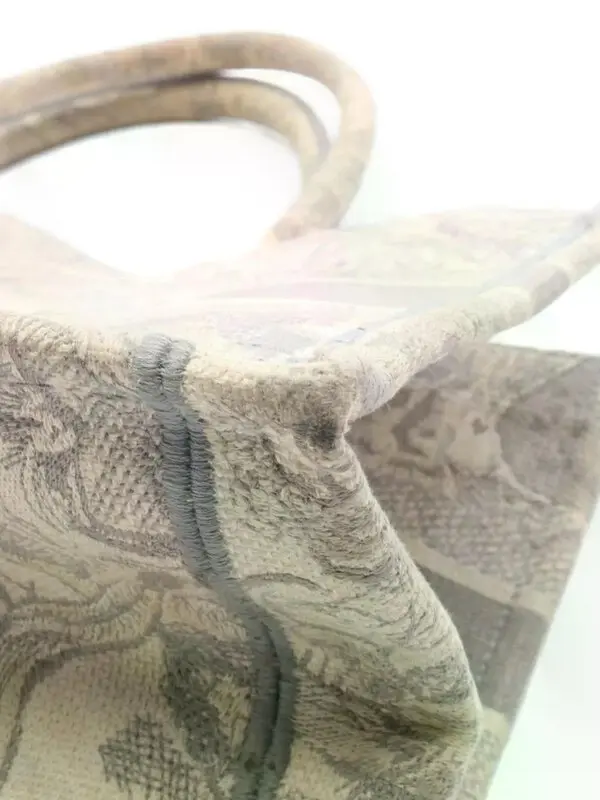 Dior 2000s Book Tote Bag - Neutrals