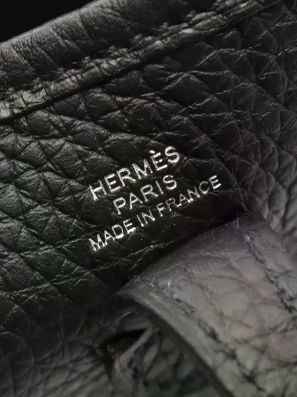 Hermès Evelyne Amazon Shoulder Bag - Black