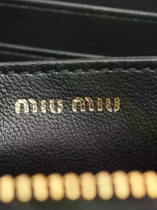Miu Miu 2020s Matelassé Coin Purse - Black
