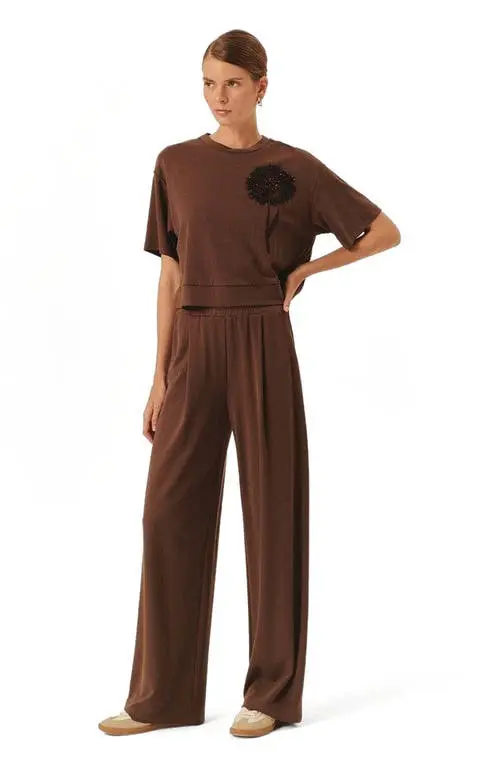 EXQUISE Brynn Tshirt - Brown