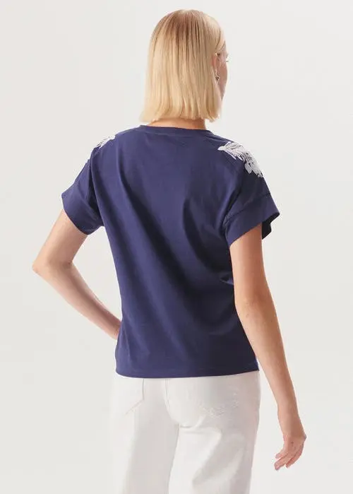 EXQUISE Embellished V-neck T-shirt