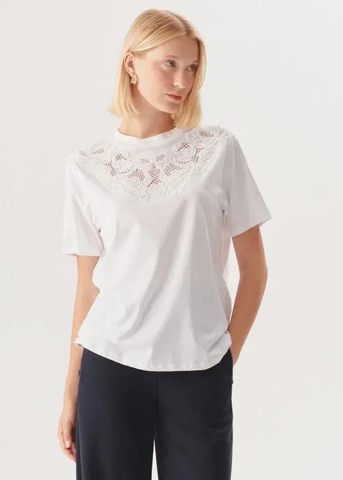 EXQUISE Teagan T-shirt Embroidered - White