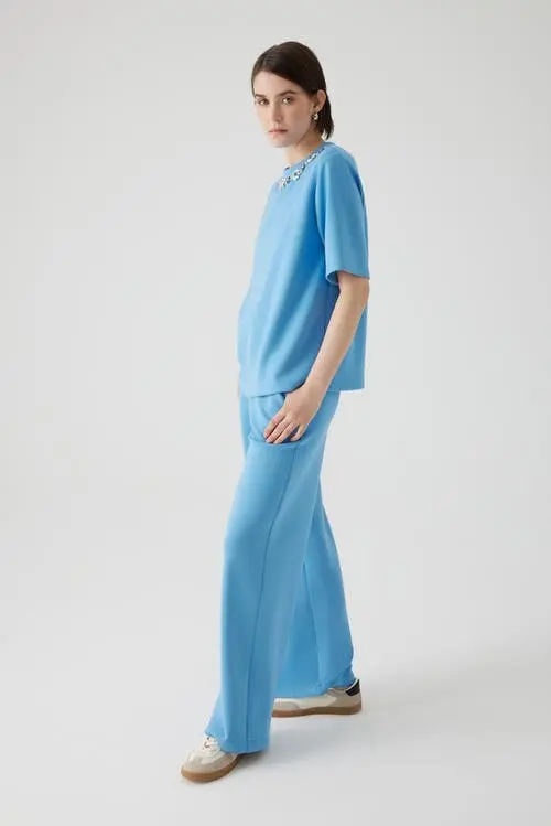 EXQUISE Crystal Embellished T-shirt