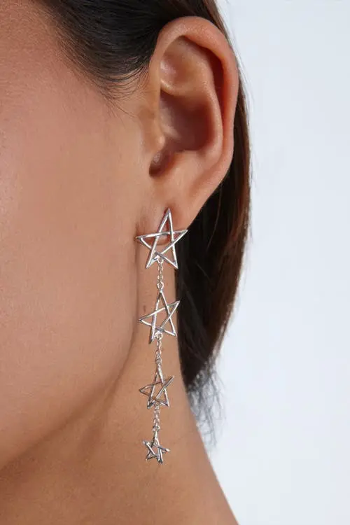 LUCY QUARTERMAINE Quarter Sol Star Drop Earrings - Sterling Silver