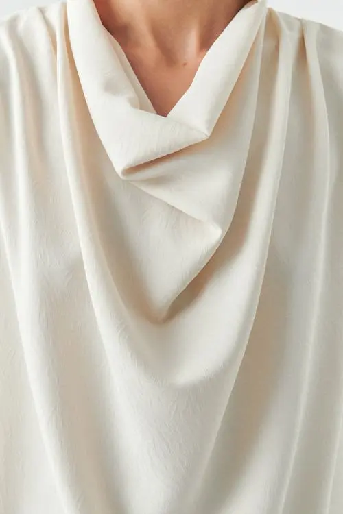 EXQUISE Ashlyn Sleeveless Cowl Neck Blouse