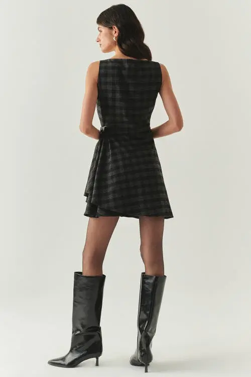 EXQUISE Sleeveless Mini Dress