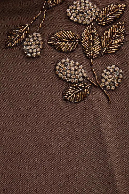 EXQUISE Oaklyn Embellished V-neck T-shirt