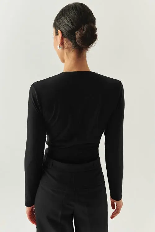 EXQUISE Meilani Long Sleeve V-neck Bodysuit