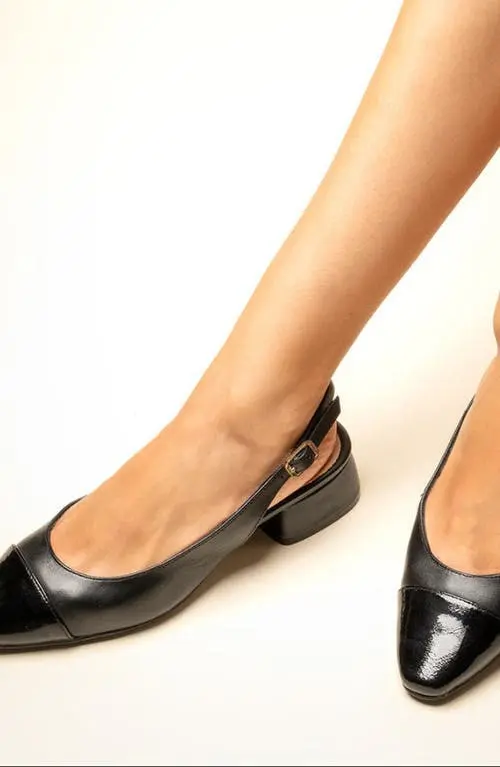 MENINA STEP Berta Slingback With Patent Cap Toe