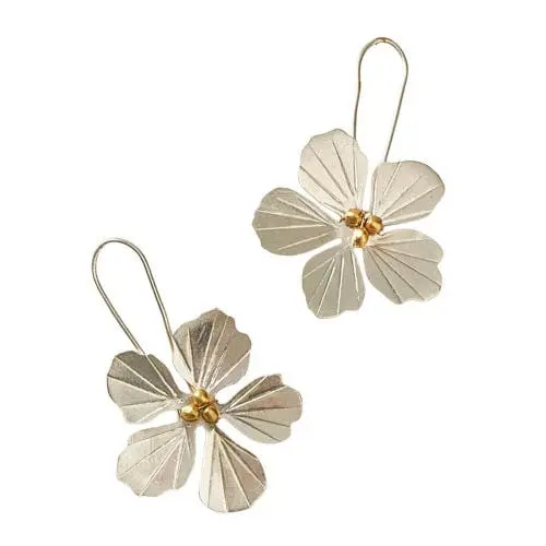 MATR BOOMIE Sayuri Flower Drop Earrings - Gold